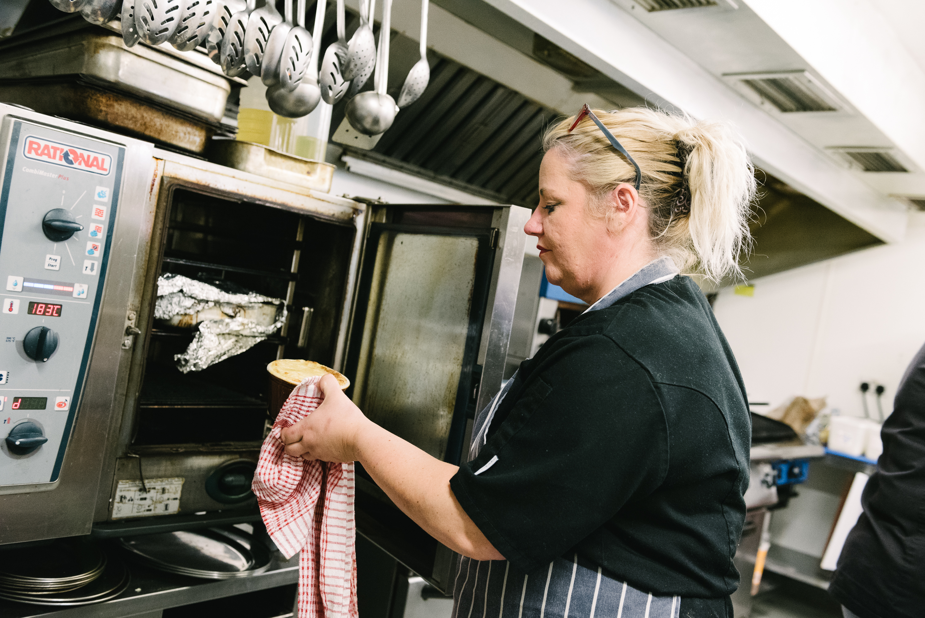 Join our team – Roche restaurant and pub