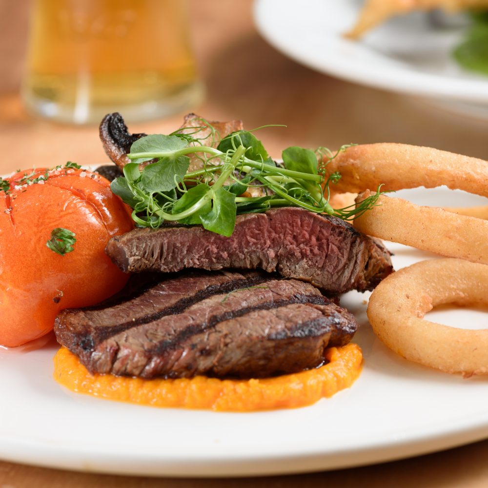 The Victoria Inn – Roche restaurant and pub